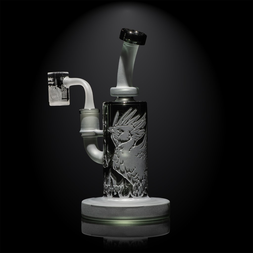 Phoenix Unchained 8.5″ Dab Rig – Multiverse Enterprise Inc.
