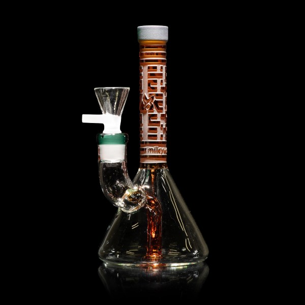 Bio-ID 7″ Beaker Bong – Multiverse Enterprise Inc.